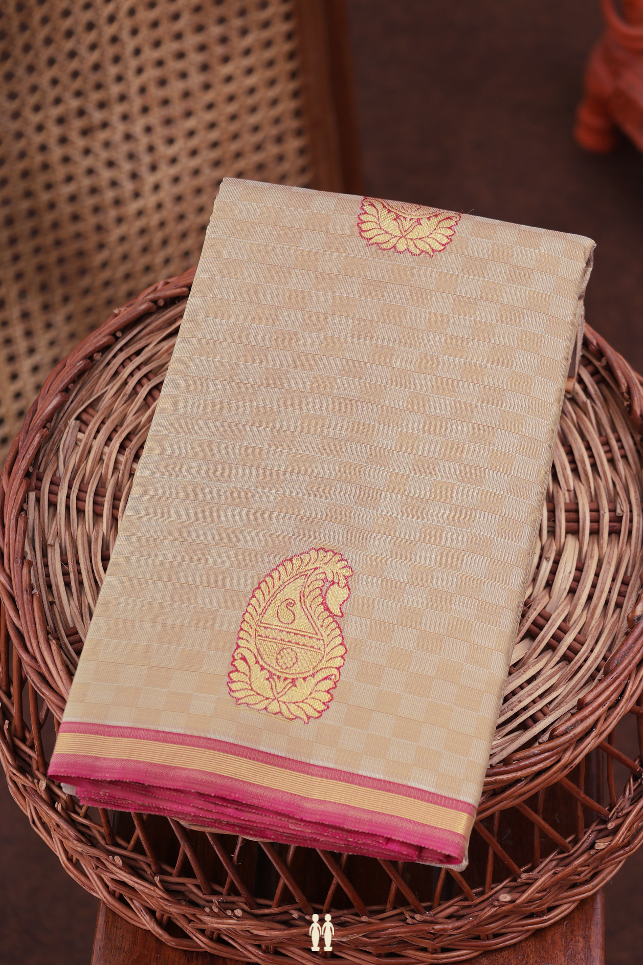 Kanchipuram Silk Saree Brown With Paai Madippu Kattam Design